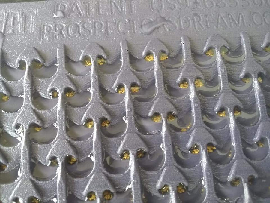 Gold Cube Tray with Micro Dream Mat | Gold Prospecting